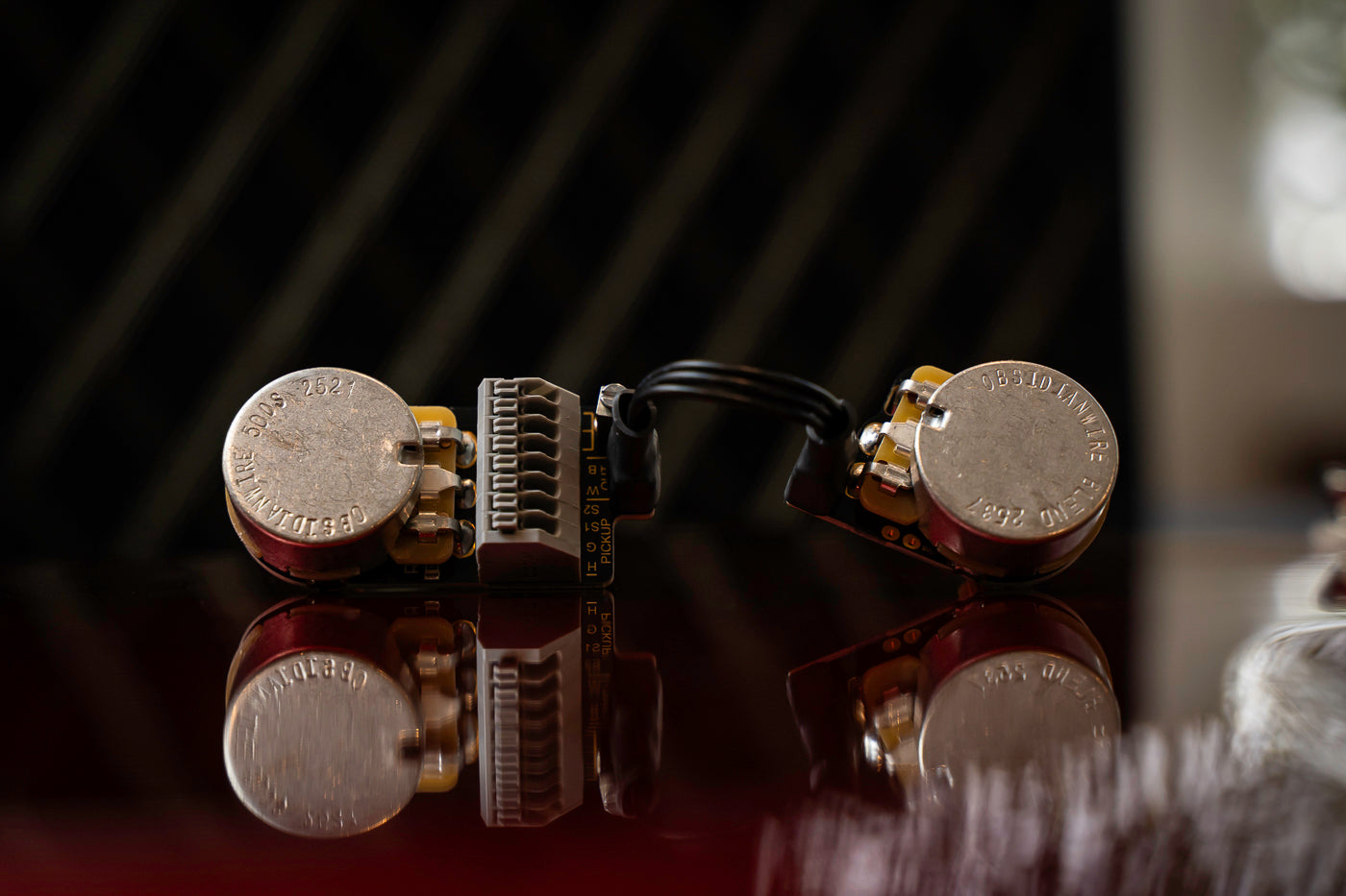 Flex-Series™ M1 | One Pickup Guitar Wiring Harness – ObsidianWire